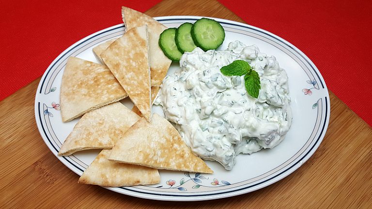Labne Cucumber Mint Dip Recipe - Mama Likes To Cook