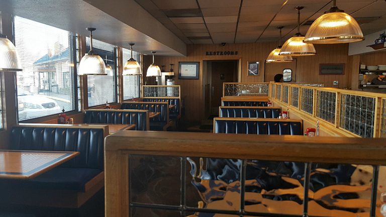 Kramer Junction Roadhouse Restaurant - Mama Likes To Cook