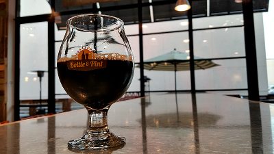 The Annex Riverpark -Food court at The Collection Riverpark Oxnard