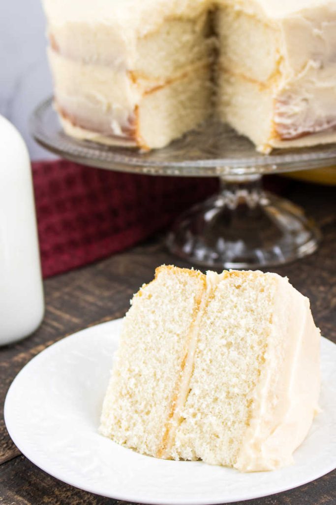 Simple Buttercream Frosting Recipe - Mama Likes To Cook