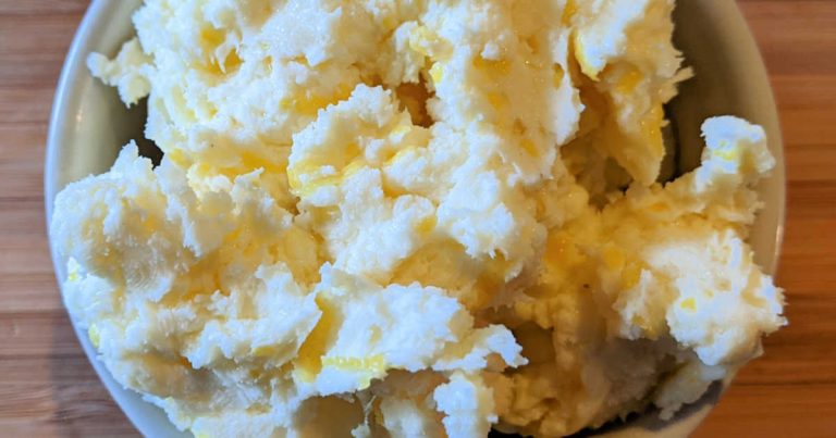 Easy Homemade Lemon Butter Recipe (Only 3 Ingredients!) 🍋🧈 - Mama Likes ...
